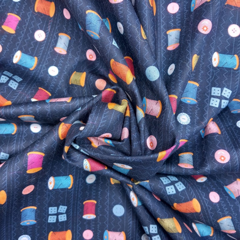 100% Cotton Fabric Nutex Purrfect Stitches Quilt Notions Buttons 112cm Wide